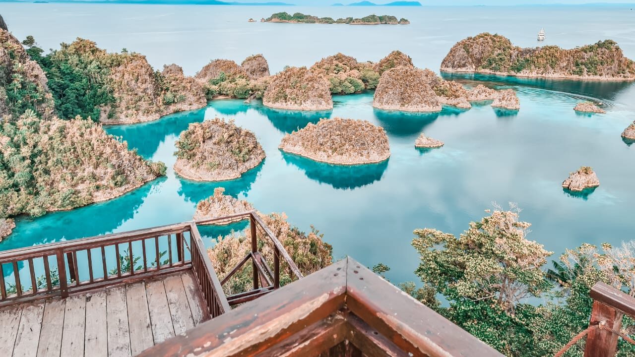4 Hari 3 Malam (Wayag) – Jacob Raja Ampat